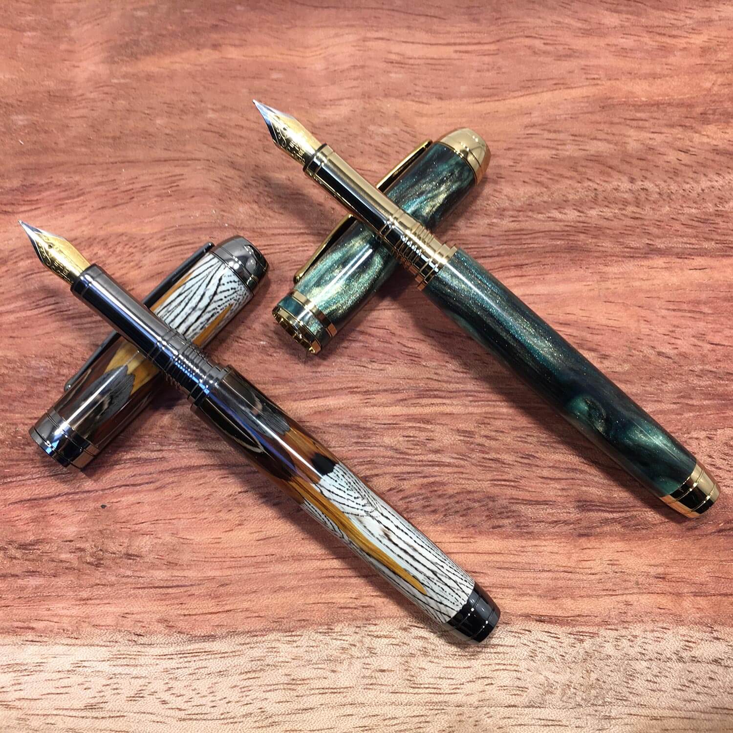Diamond grit pens: diamond dust in the pen body - Pendors